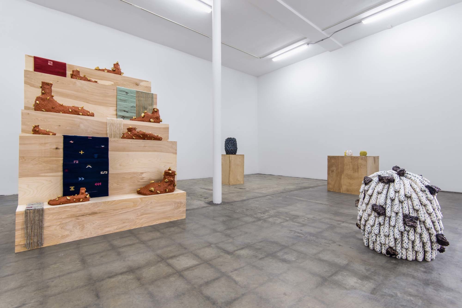 Linda Lopez – Mindy Solomon Gallery