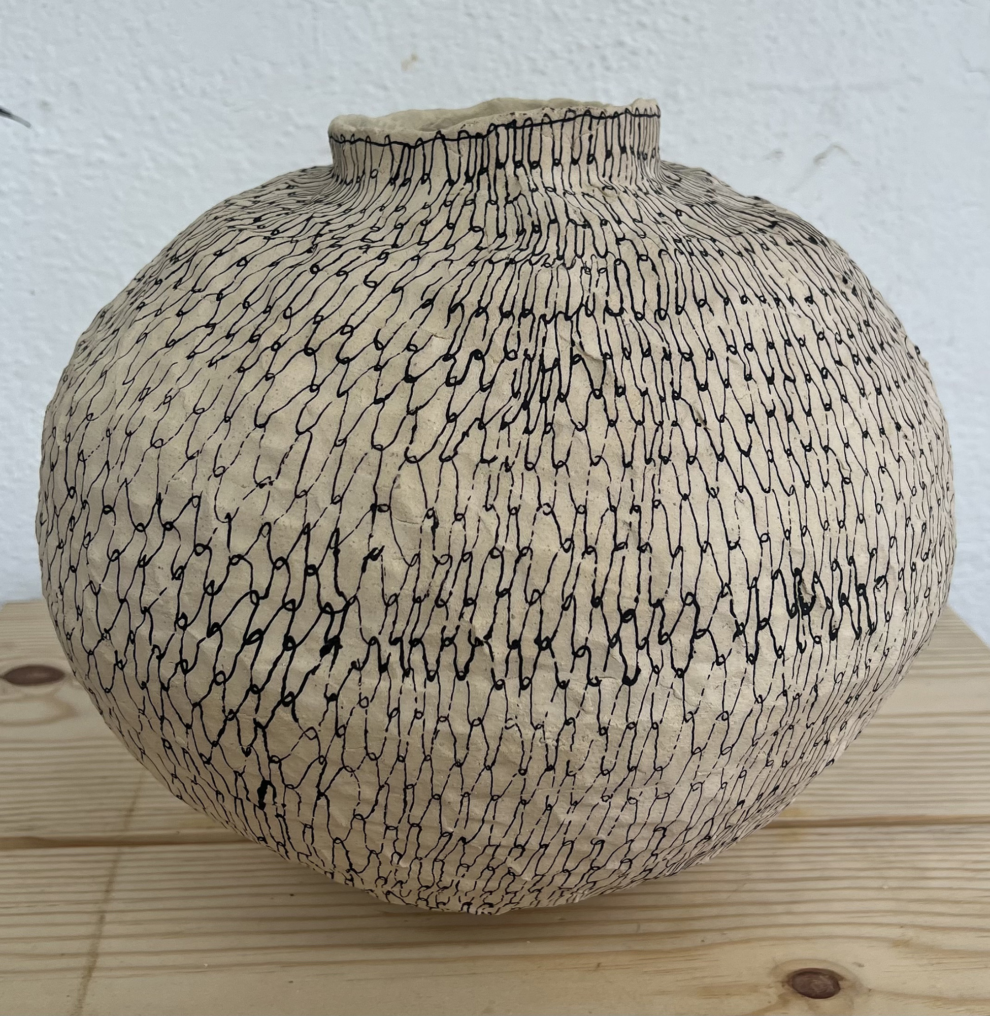 Brittany Mojo: The Swell (nowness, again) – Mindy Solomon Gallery