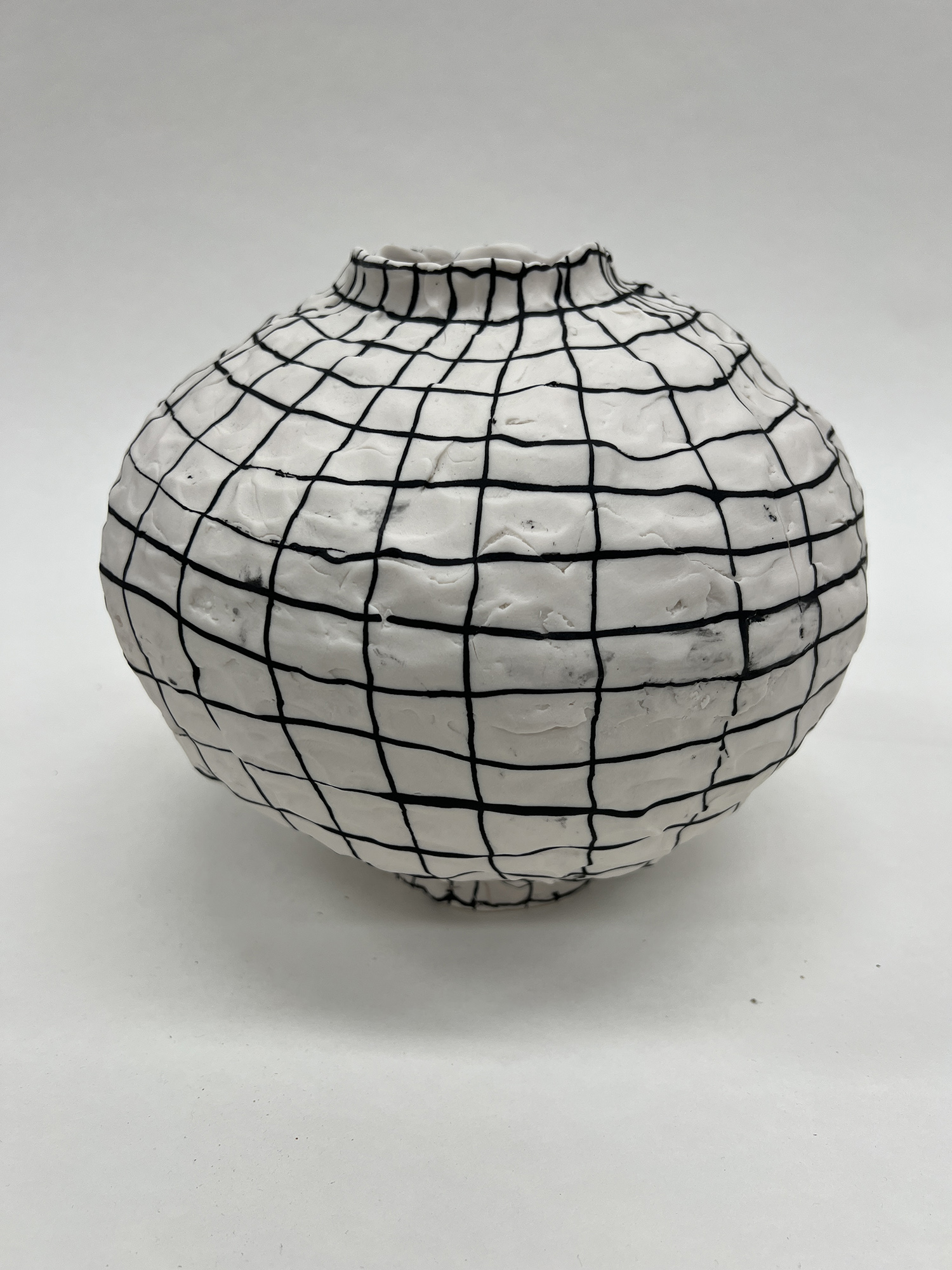 Brittany Mojo: The Swell (nowness, again) – Mindy Solomon Gallery