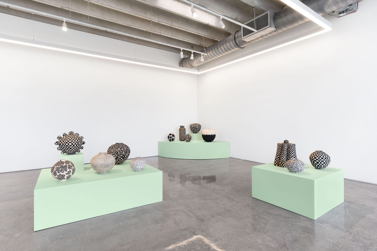 Brittany Mojo: The Swell (nowness, again) – Mindy Solomon Gallery